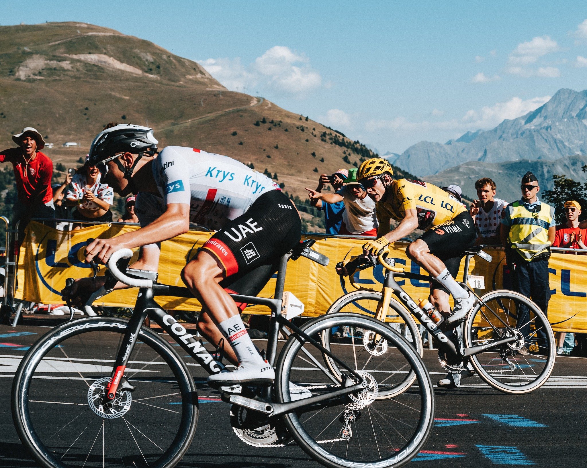 【闆娘小花看環法】Pidcock下坡絕技碾壓眾人拿下傳奇單站 - 單車誌-Cycling update